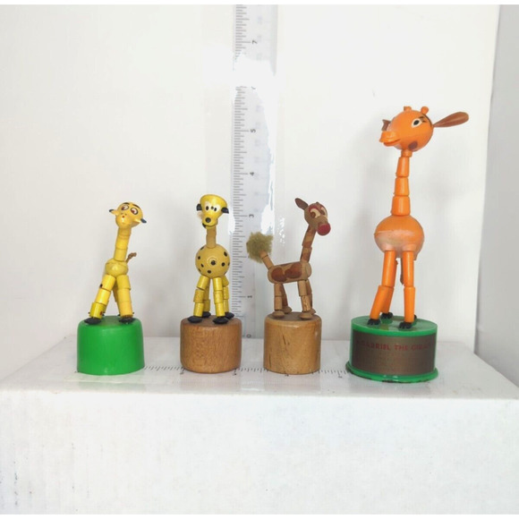wara | Toys | 4 Vintage Giraffe Push Button Thumb Collapsible Puppets ...